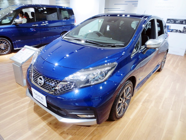 Nissan Note II (facelift 2017) e-POWER Nismo S 1.2 (136 Hp) Hybrid ...